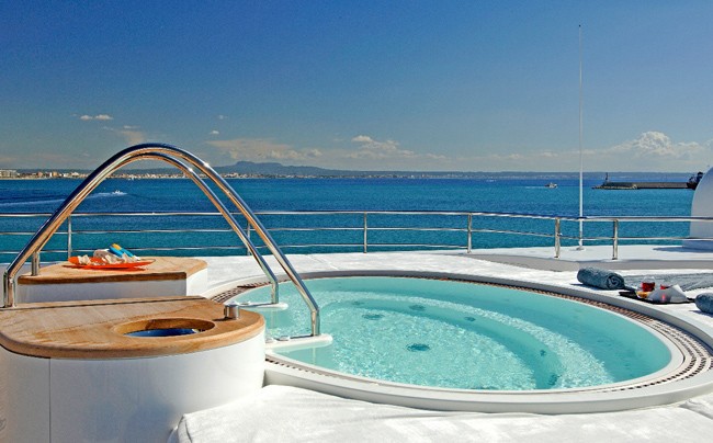 Yacht ICE, Lurssen | CHARTERWORLD Luxury Superyacht Charters